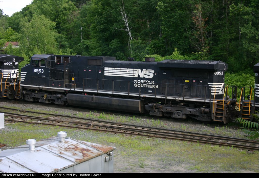 NS 8953